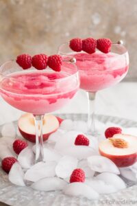 Raspberry Peach Frosé (Frozen rosé) - Fox and Briar
